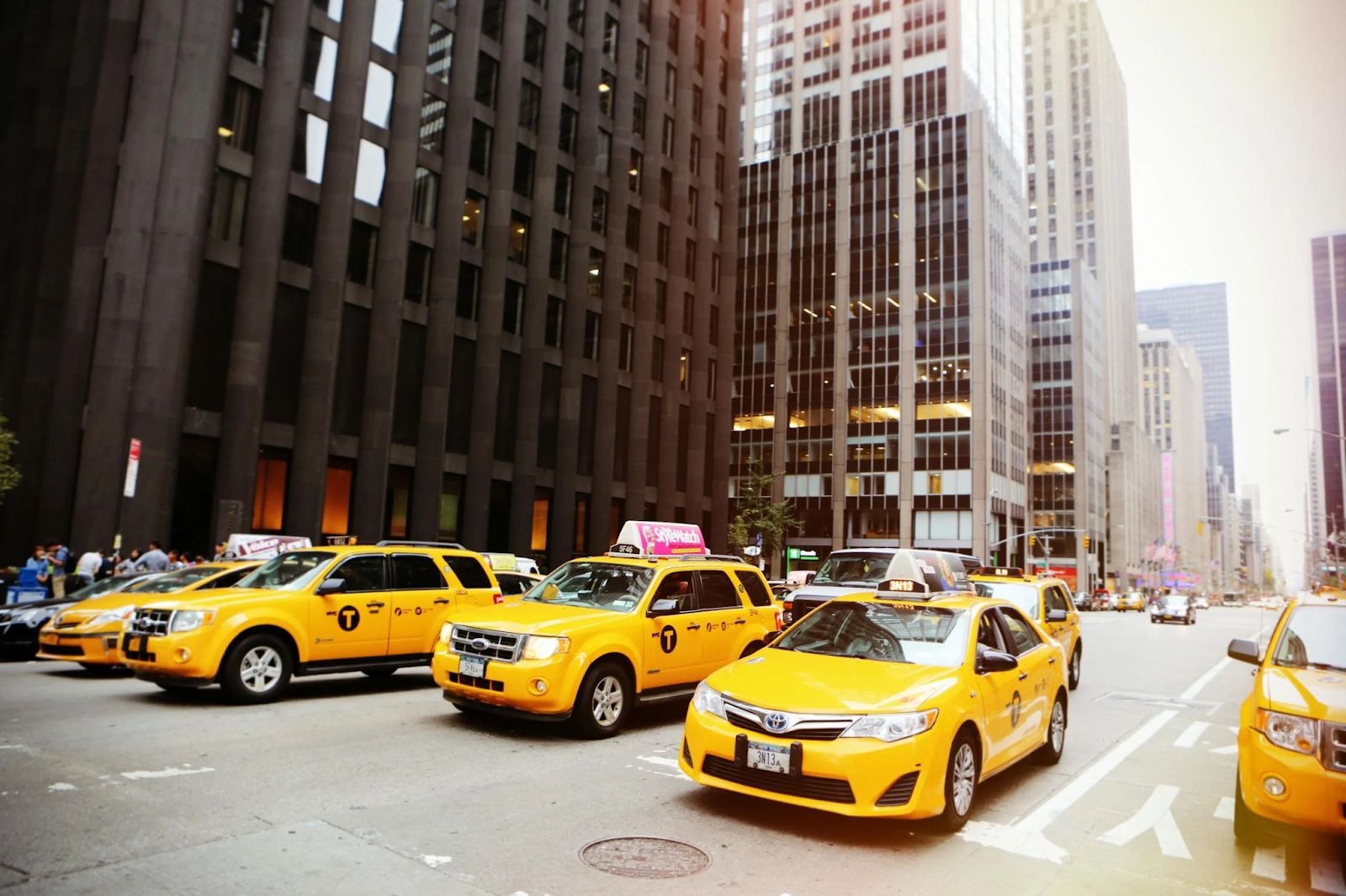 Is The Traditional Taxi Industry Becoming More Obsolete? - Guidesify